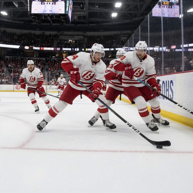 Eishockey-Pucks: Daten, Maße, Gewicht & 5 unglaubliche Fakten